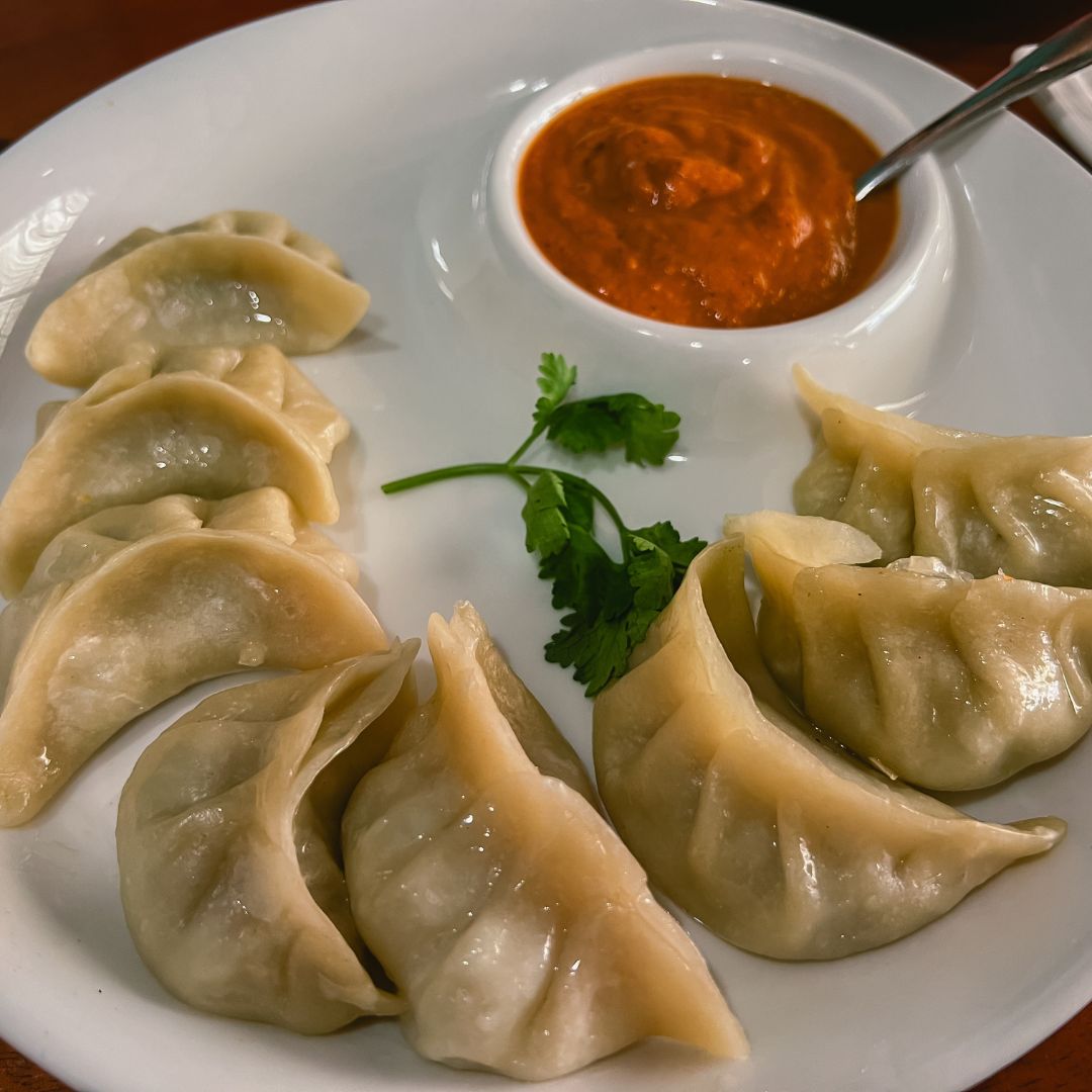 Chicken Momos (10 pc) – Curry Craving Meals